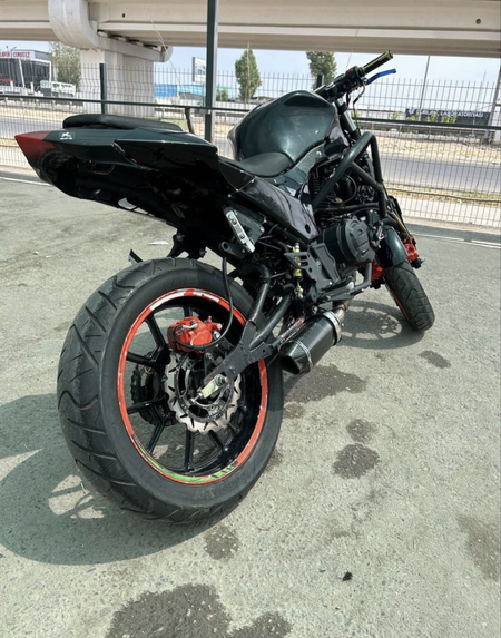Kawasaki Monster Кавасаки Монстер мотоцикл