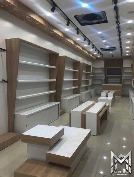 Торговые витрины для магазинов, бутиков, аптек…