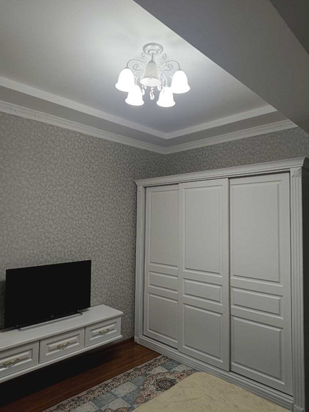Nurafshon uylari