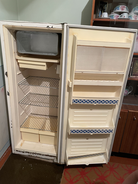 Продаются 2 холодильника в рабочем состоянии