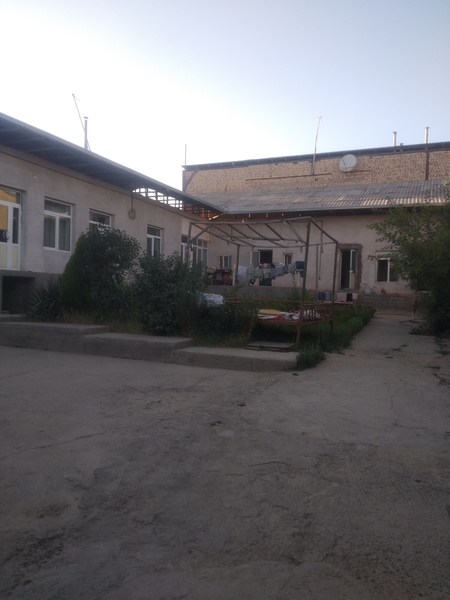 Ховли уй сотилади без маклер