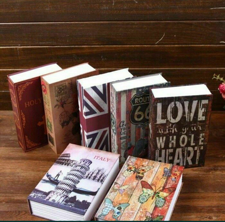Сейф в виде книги с кодовым замком надежно сбережет Ваши ценности.Купи