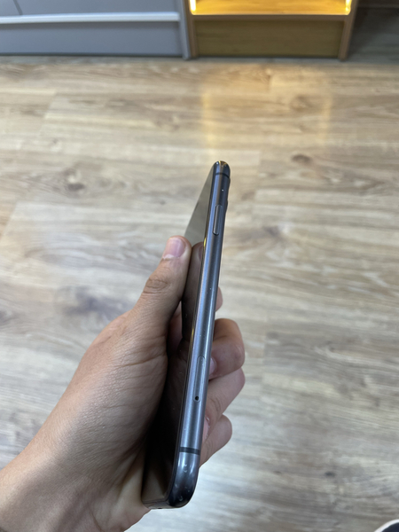Iphone 11 64 GB 74 yomkos