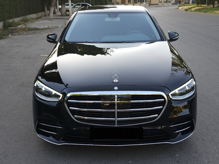 Mercedes W221 на W223