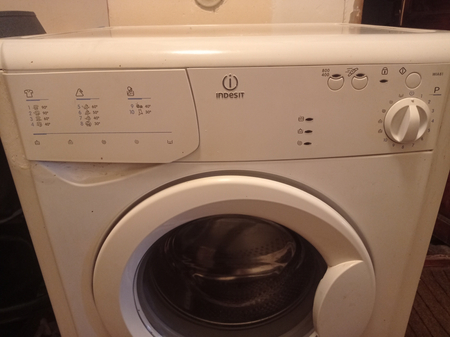 Стиральная машина Indesit