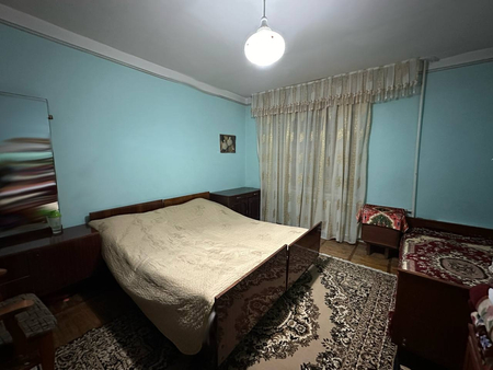Продается  3 комнатная квартира срочно в 