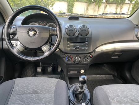 Автомобиль
