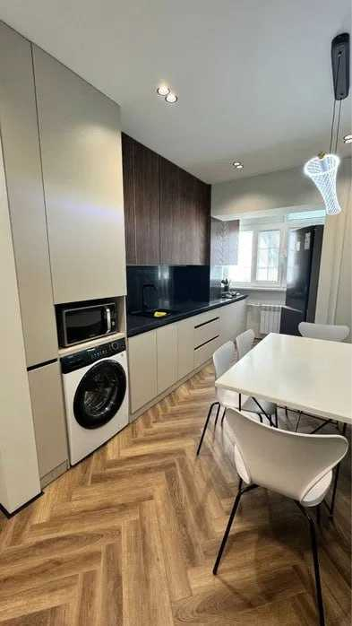 Срочно сдается 2/4/4  Площадь: 60м²  р:Мирабадский  (США)