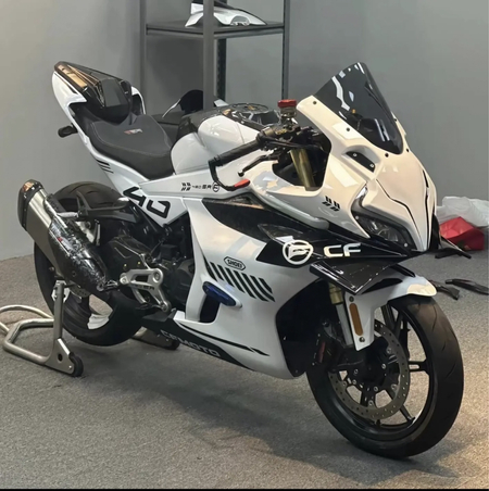 CFMOTO SR.S  brendi 450 cc