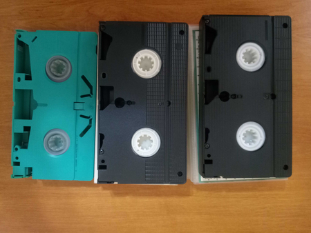 Короткие видеокассеты VHS 3 шт 10 тысяч сумов