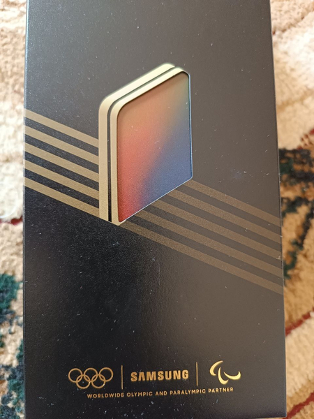 Смартфон Samsung Galaxy Z Flip 6 12/512GB