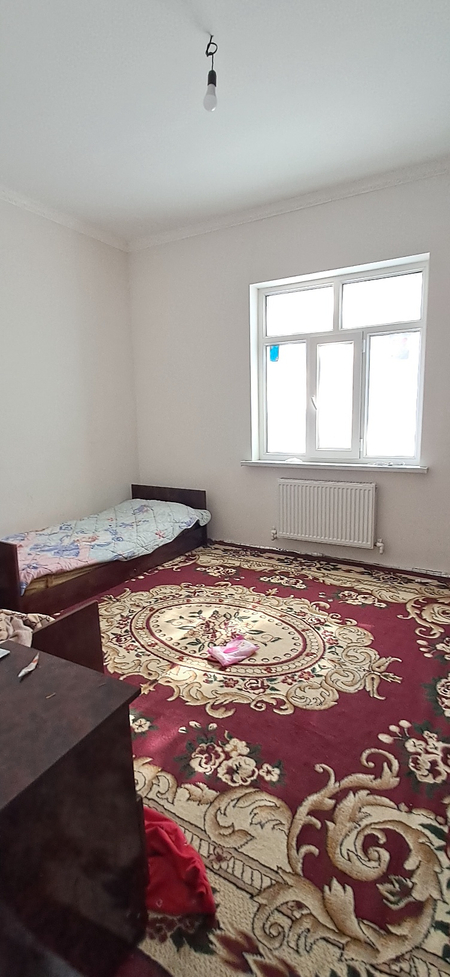 Uy sotiladi Gazalkent yangi auil 10 sotix