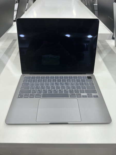Macbook Air M2 8/256GB