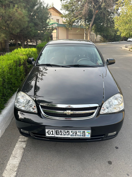 Продается Lacetti 1.6