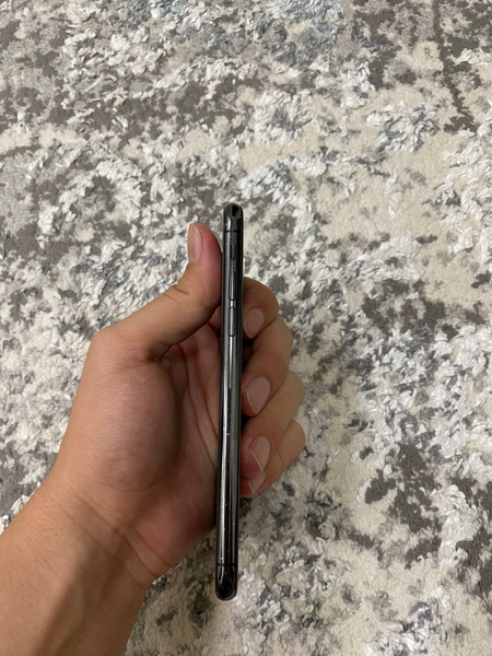 Iphone xs ideaaaal ochilmagan