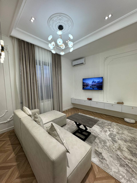 ПРОДАЕТСЯ 2/4/8
НОВОСТРОЙКА
ЖК Meras Residence
на Ракат махалля
(Яккас