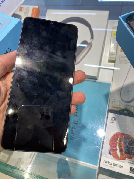 Android telefon sotiladi srochna