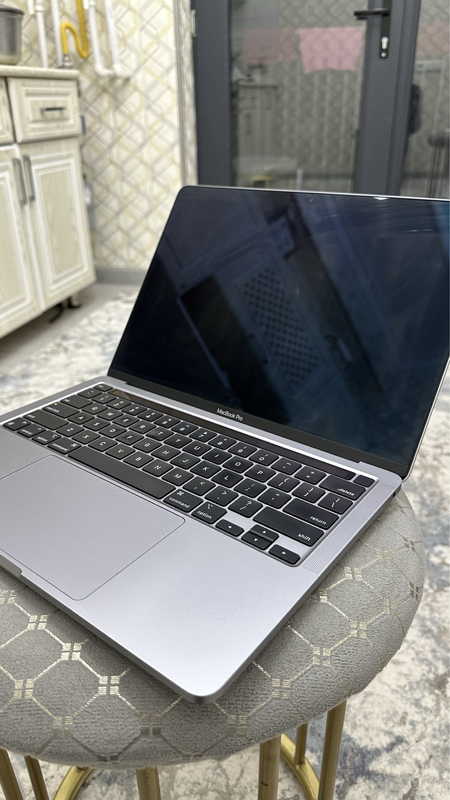 Macbook Pro M1 8/512