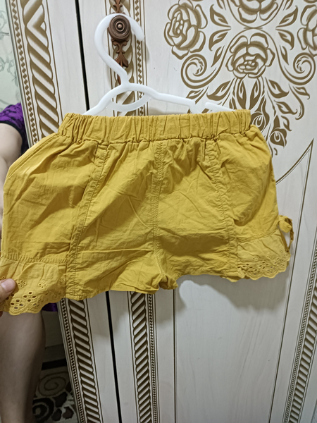 Qiz bollar kiyimlari sotiladi oladiganlar boʼlsa tel qiling
