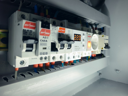 Elektrika Xizmatlari 220/380 Услуги Электрика