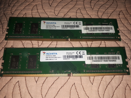 DDR 4 - 4Gb, 2400 Mhz (4+4)