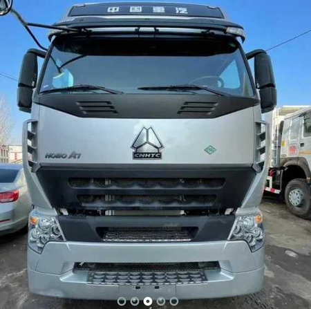 HOWO A7     Тягач