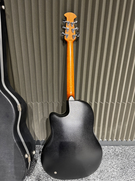 Ovation Acustic 
Электроакустик, Made in Korea привезённый из США