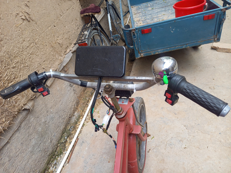elektra moto juda iqcham va engil va arzon
