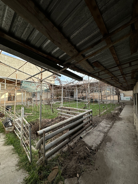 Продаётся 4 сотки от инс.Селхоз 3 км