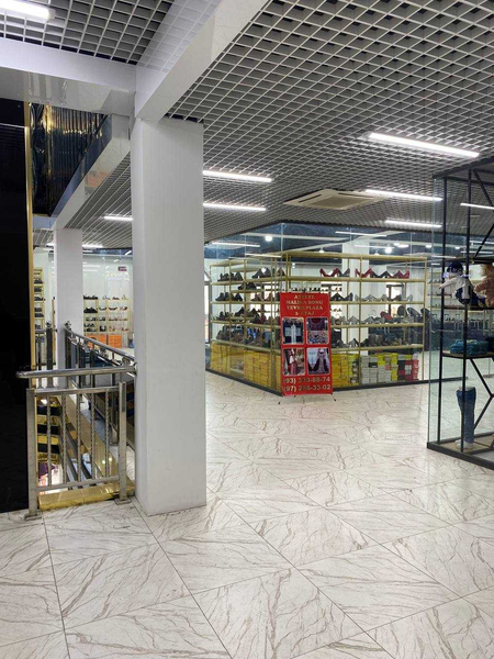 СРОЧНО продаётся магазины в ТРЦ EVROPLAZA от 22 кв.м цена 1300 за кв.м