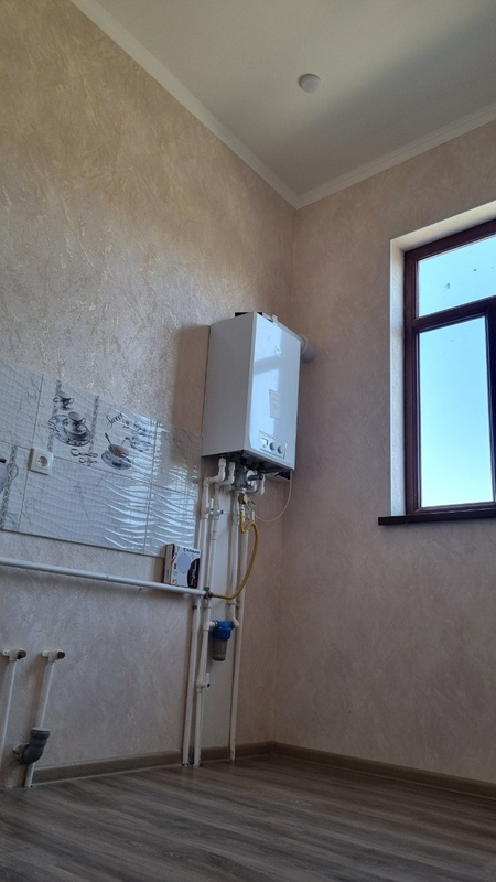 Срочно продаётся 2х комнатная квартира с подвалом.Маслозаводе Парадокс
