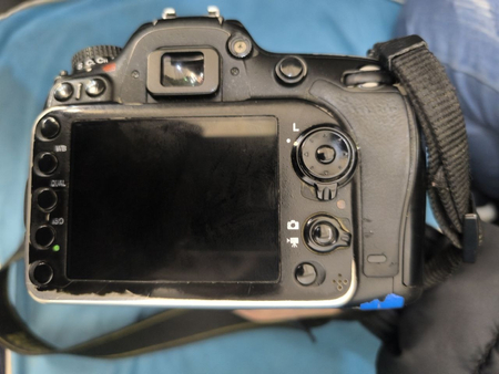 Продаётся nikon 7100