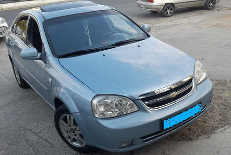 Продаётся Chevrolet Lacetti 1.6 автомат 2013 года