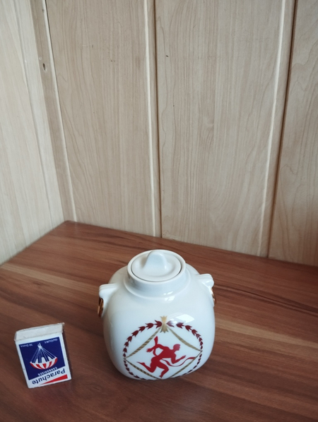 Продается чайница, времён СССР,