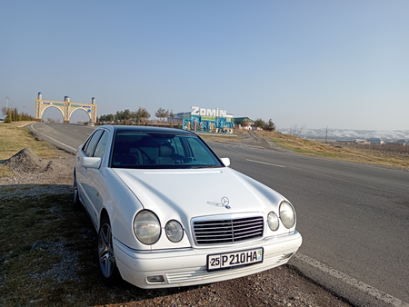 Мерседес 210 зайчик