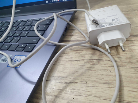 Ноутбук HUAWEI metabook d15 НОВЫЙ