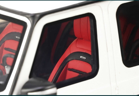 Модель Mercedes G63 AMG 1:18 GT