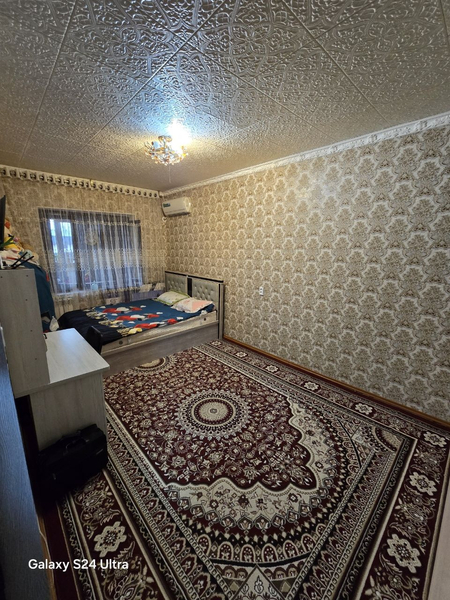 Продаётся 2х комнатная КВ в лучшем районе Чирчика (Eng yaxshi rayon)