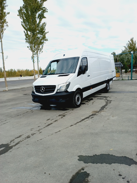 Mersedes Sprinter sotiladi 2015-yil peregon