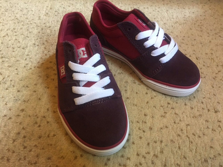 Детские кожаные кеды от DC Shoes из США • Размер 28 • Стелька 17см •