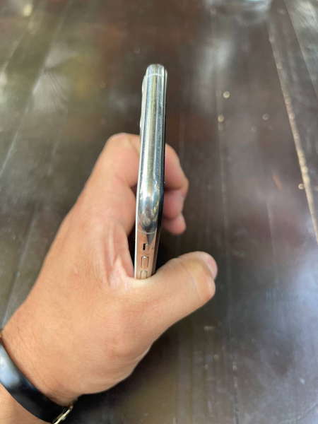 Продаю iPhone 11 pro Max 64
