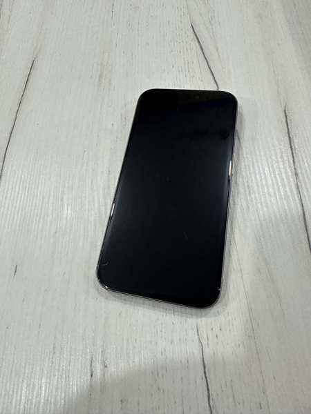 IPhone 15 pro 128 gb 98% J/A