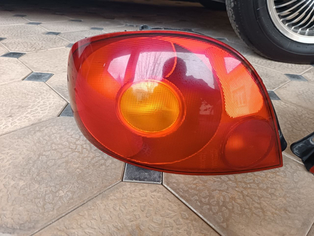Matiz Orqa Fara Plafon ong chap sotiladi