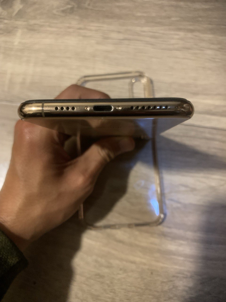 Iphone xs max sotiladi 256 gb