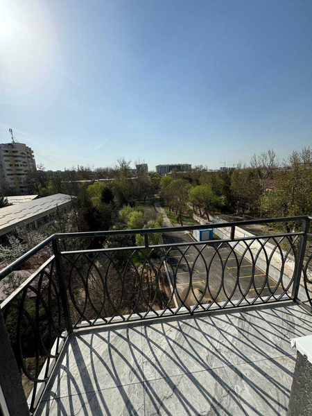 Юнусабад 8 Новостройка, ориентир 235 школа, напротив Сезам