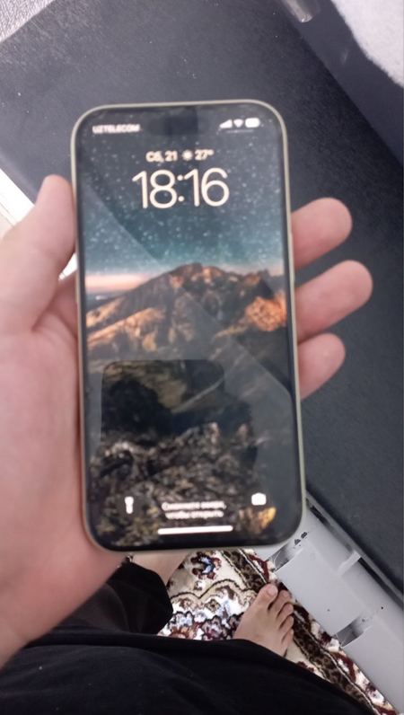 Iphone 15 yellow LLA