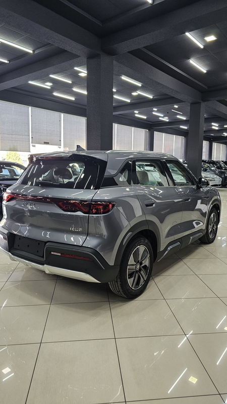 BYD YUANG UP \\n\\n> Yili : 2024\\n> Elektromotor quvvati : 130kw\\n> Yuqori t