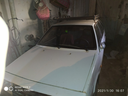 Автомобил ЛАДА 09