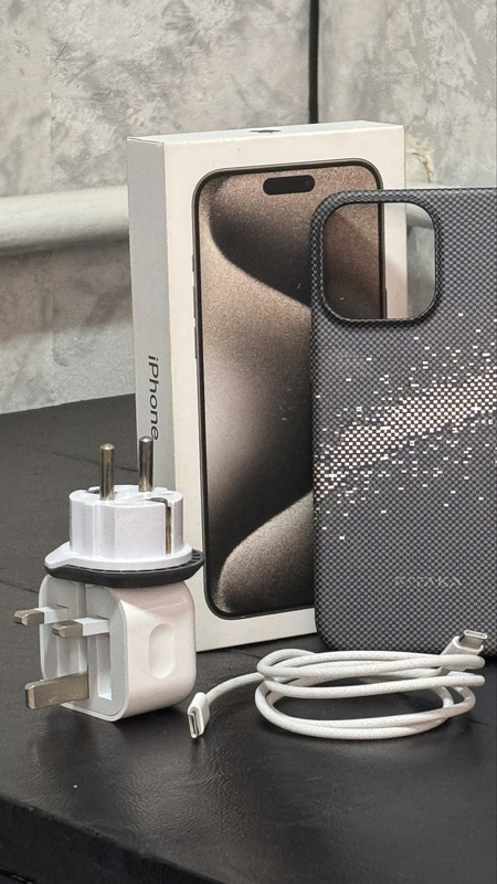 Iphone 15 pro max  256 gb  sim + esim
