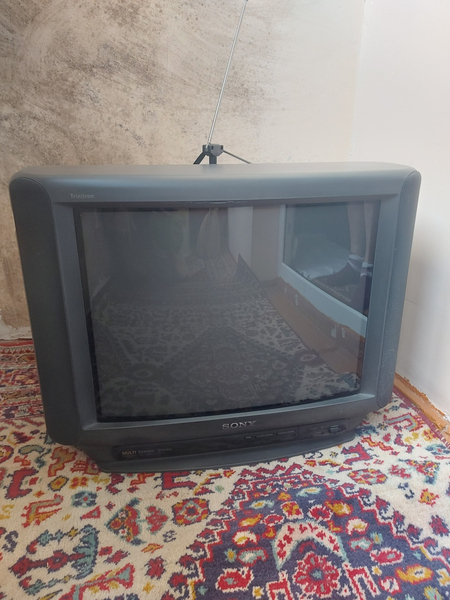 Продаётся телевизор SONY